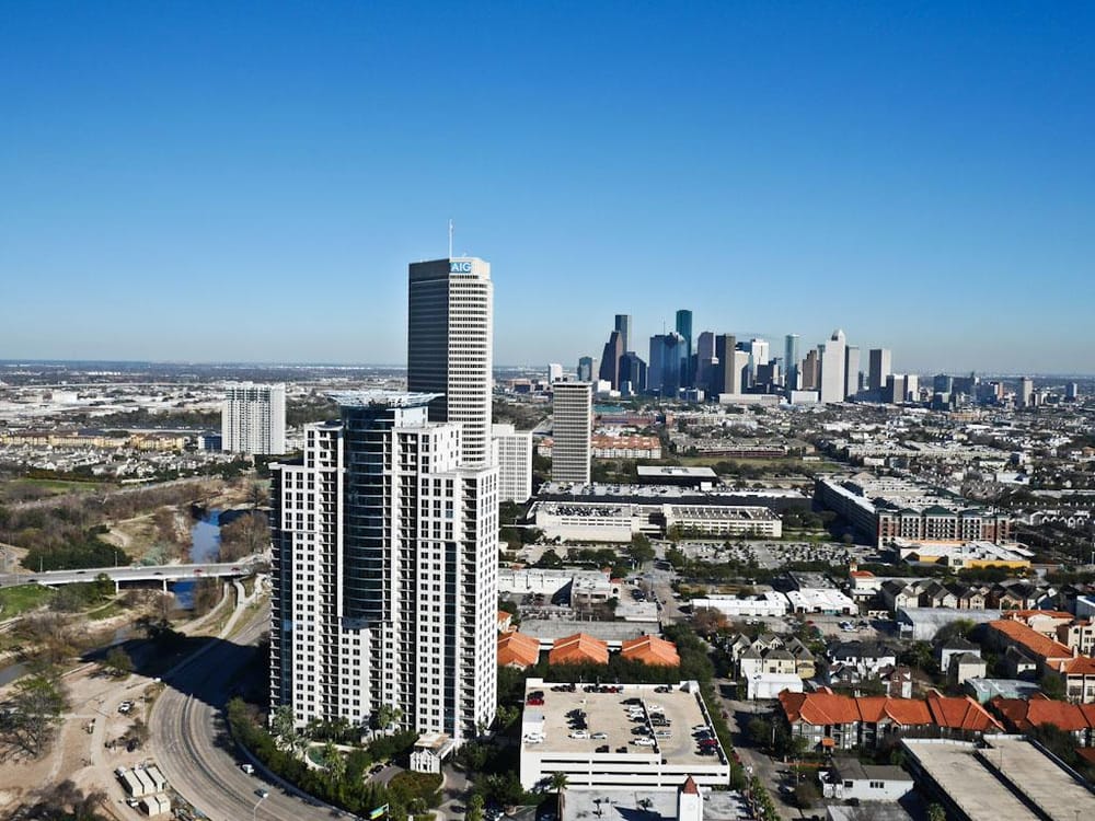 GEORGE RENFRO - 5050 Westheimer Rd, Houston, Texas - Real Estate Agents ...