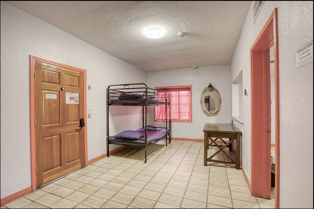 SIN CITY HOSTEL - Updated January 2026 - 41 Photos & 39 Reviews - 1208 ...