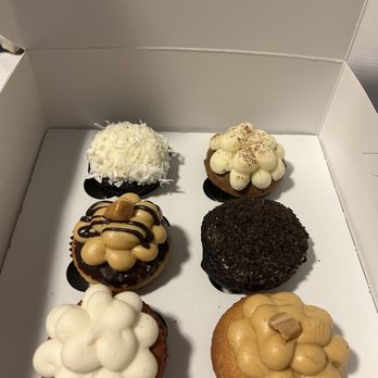 SUGAR BLISS - Updated December 2025 - 252 Photos & 118 Reviews - 122 S ...