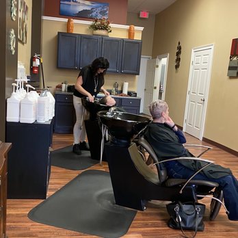 CREATIVE HAIR STUDIO II - Updated December 2025 - 16 Photos & 16 ...