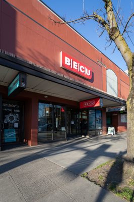 BECU ATM - Updated July 2024 - 15 Photos & 74 Reviews - 2232 NW Market ...