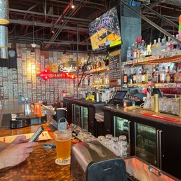 SAM’S TAVERN - Updated July 2025 - 237 Photos & 420 Reviews - 400 9th ...