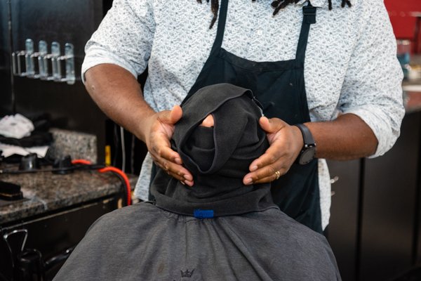 BILLIONAIRE’S BARBER SHOP CARY - 55 Photos & 53 Reviews - 261 Grande ...