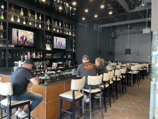 MADISONS RESTAURANT AND BAR - Updated May 2026 - 70 Photos & 21 Reviews ...