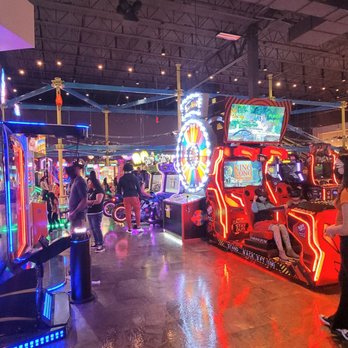 MAIN EVENT ALBUQUERQUE - Updated March 2025 - 224 Photos & 209 Reviews ...