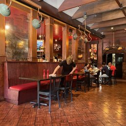 BISBEE’S TABLE - Updated July 2025 - 606 Photos & 638 Reviews - 2 ...