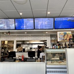 CRAZY FISH - GRILL & MARKET - Updated October 2025 - 576 Photos & 640 ...