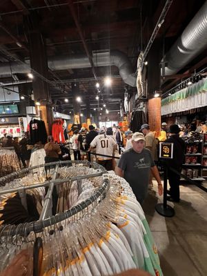 SAN DIEGO PADRES TEAM STORE - Updated January 2026 - 142 Photos & 39 ...