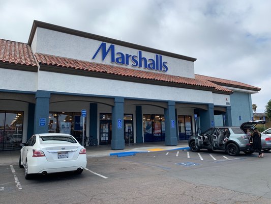 MARSHALLS - Updated July 2024 - 47 Photos & 25 Reviews - 3695 Midway Dr ...