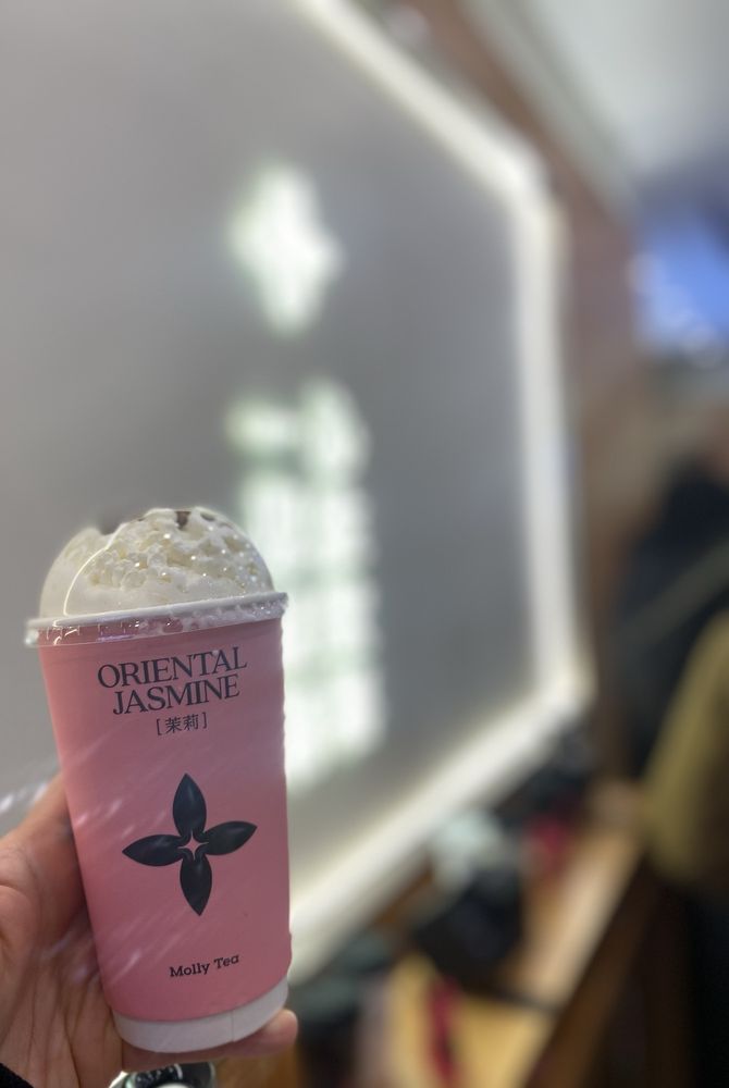 MOLLY TEA - Updated April 2025 - 88 Photos & 50 Reviews - 2227 S ...