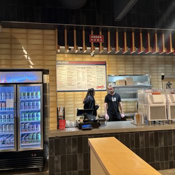 LR BURGER - Updated August 2024 - 35 Photos & 21 Reviews - 3151 Main St ...