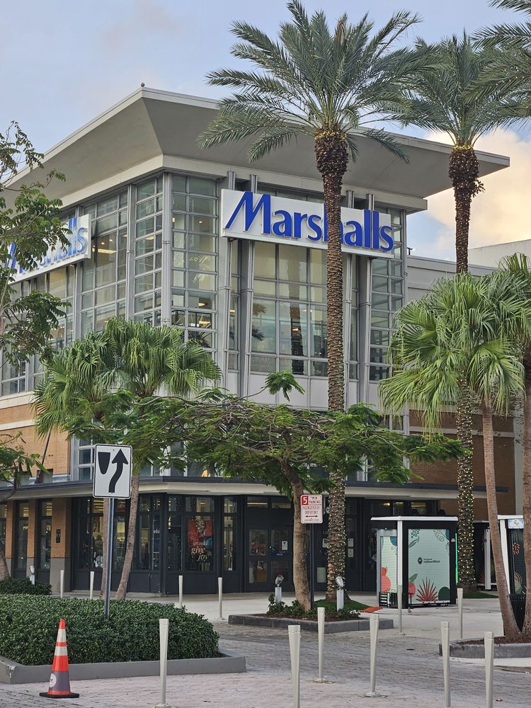 MARSHALLS - Updated May 2024 - 20 Photos & 24 Reviews - 3401 N Miami ...