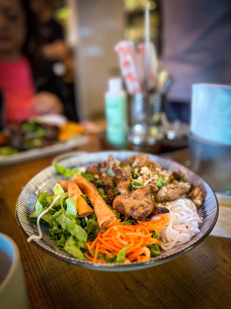 SUMMER ROLLS - TEMPLE CITY - Updated April 2024 - 2921 Photos & 1223 ...