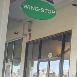 WINGSTOP - Updated July 2025 - 114 Photos & 130 Reviews - 678 Fellsway ...