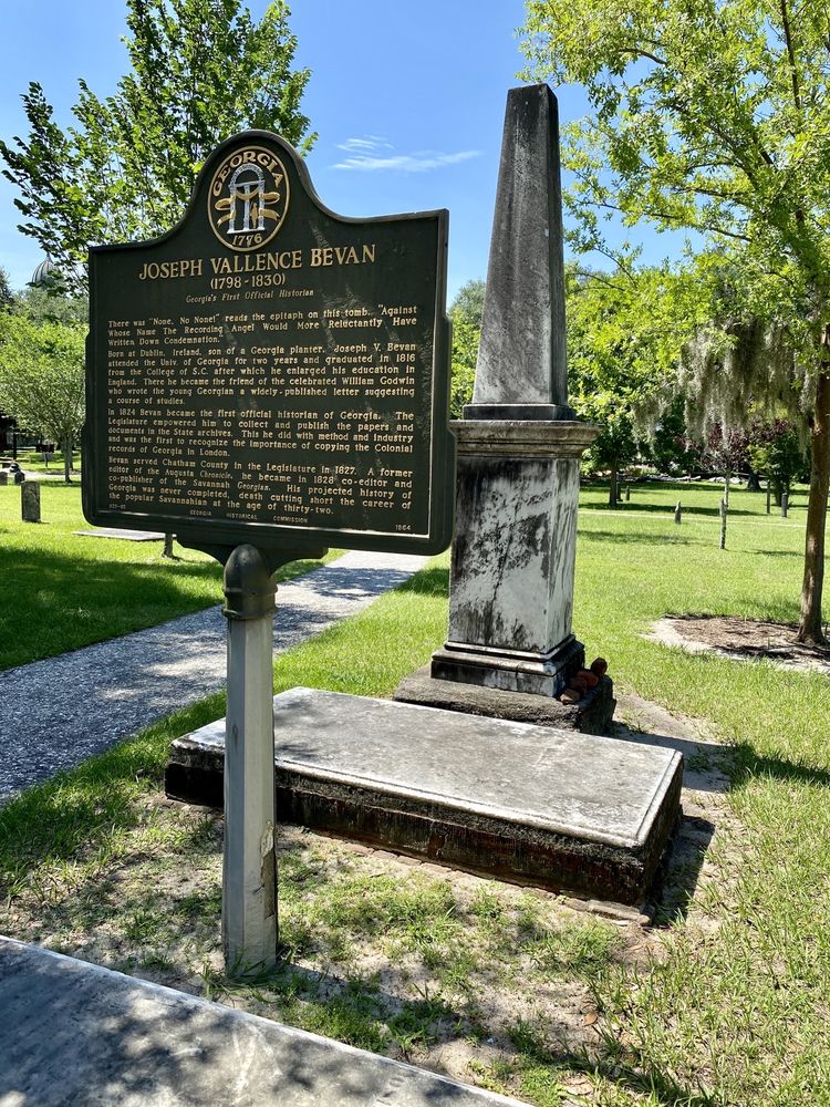COLONIAL PARK CEMETERY - 397 Photos & 65 Reviews - 200 Abercorn St ...