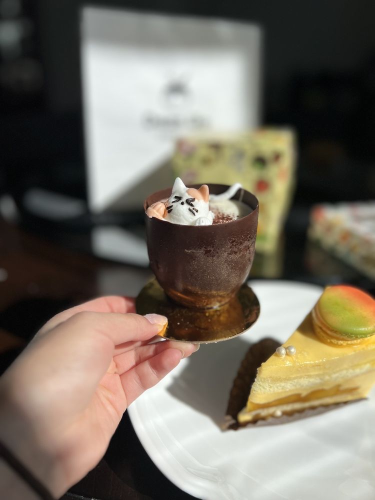 DAAN GO CAKE LAB - 189 Photos & 25 Reviews - 4731 Garden City Road ...