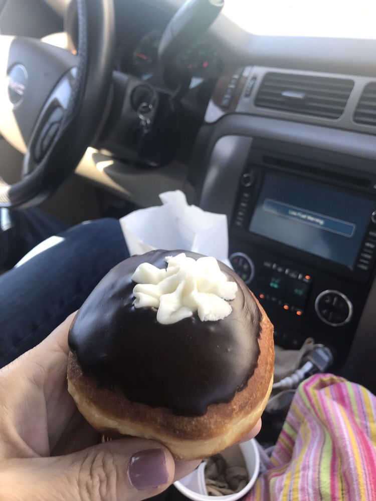 JAVA JUNCTION DONUT & COFFEE - 12 Reviews - 1440 S Ridgewood Ave ...