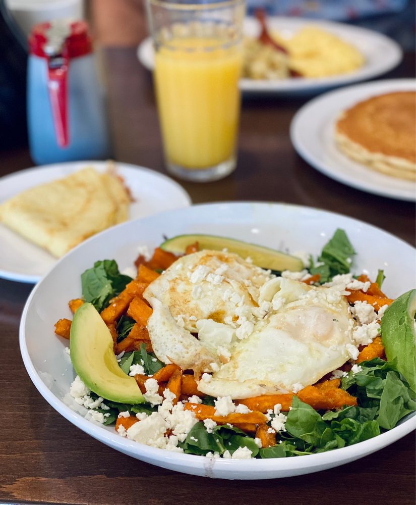 LE PEEP - Updated October 2025 - 84 Photos & 114 Reviews - 15352 E Ida ...