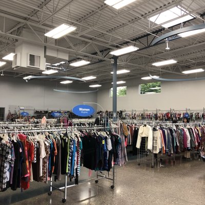 GOODWILL STORE AND DONATION CENTER - Updated September 2025 - 393 E ...