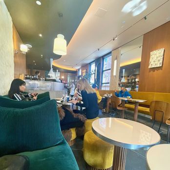 SANT AMBROEUS COFFEE BAR - Updated October 2025 - 43 Photos & 22 ...