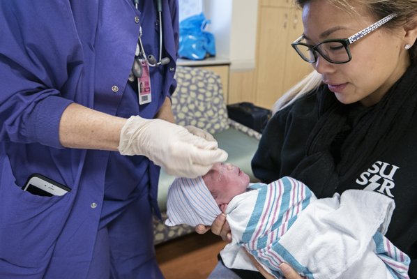 RENOWN REGIONAL MEDICAL CENTER - 170 Photos & 316 Reviews - 1155 Mill ...