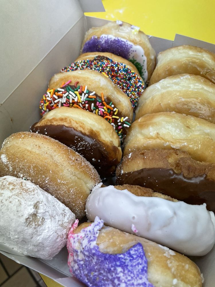 MARY LEE DONUTS - Updated December 2024 - 23 Reviews - 1665 Hwy. 190 ...