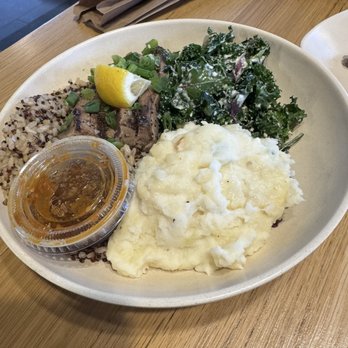 MODERN MARKET EATERY - Updated October 2025 - 453 Photos & 438 Reviews ...