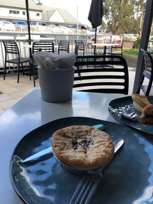 ESSENCE PATISSERIE - Updated May 2025 - 18 Photos - Shop 5, Rouse Hill ...