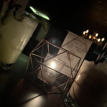 SOCIETY LOUNGE - Updated August 2024 - 335 Photos & 312 Reviews - 2063 ...