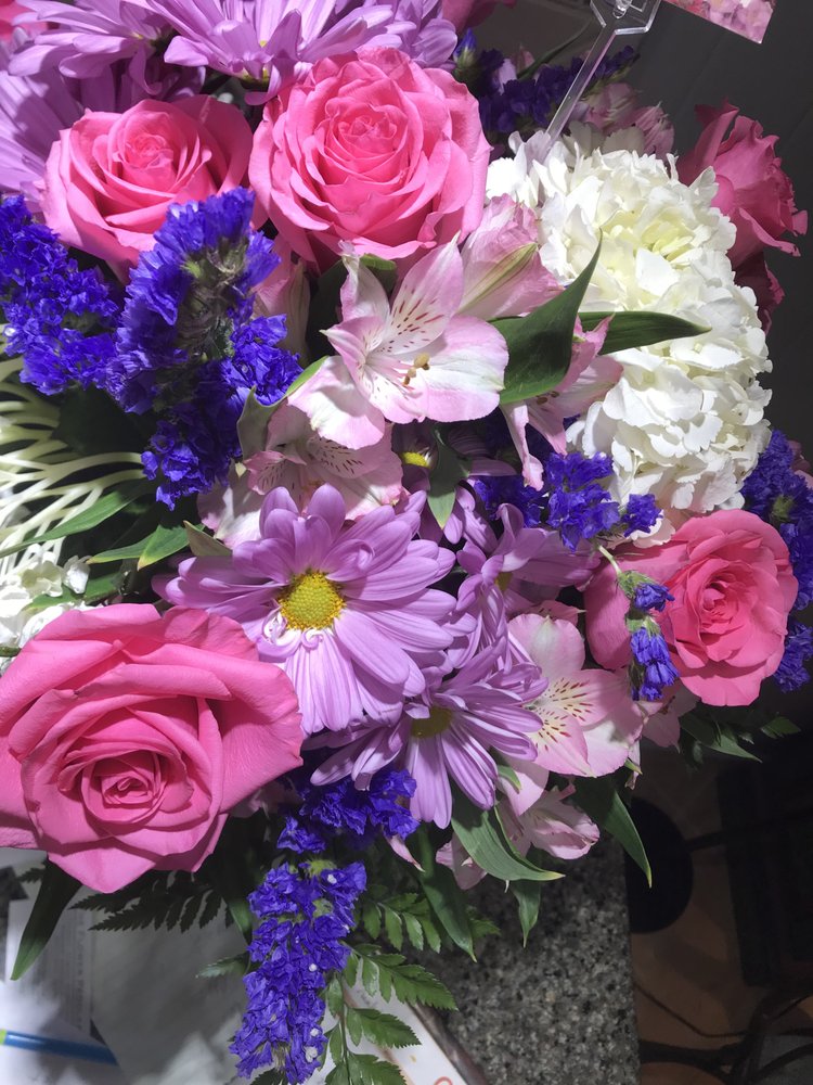 FLOWER PEDDLER - Updated September 2025 - 31 Photos & 21 Reviews ...