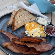 THE COLLINS QUARTER - 3658 Photos & 2293 Reviews - 151 Bull St ...