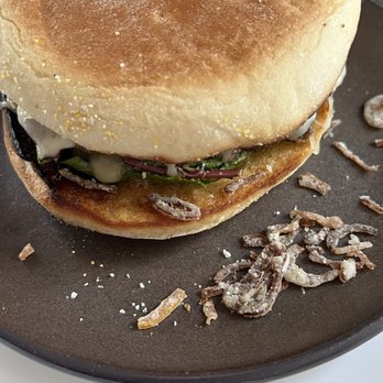 FRED - Updated December 2025 - 63 Photos & 24 Reviews - 205 Broadway ...