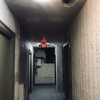 JOHN R APARTMENTS - Updated August 2025 - 14 Photos - 2627 John R ...