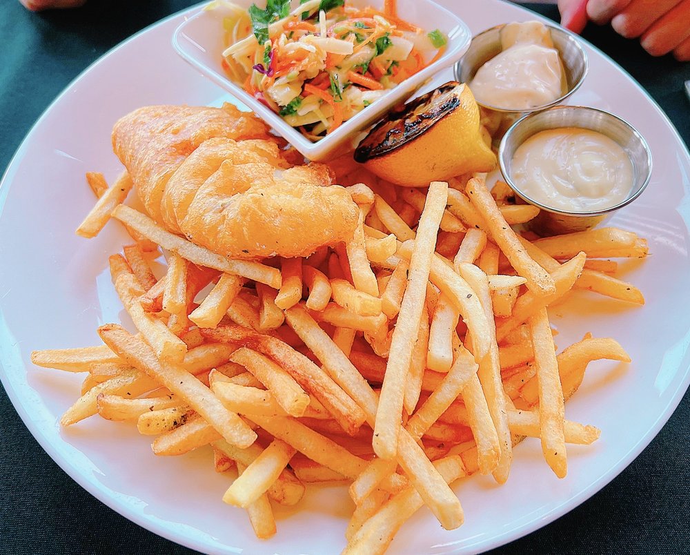 CLIFFSIDE RESTAURANT - Updated September 2025 - 1217 N Muldrew Lake ...