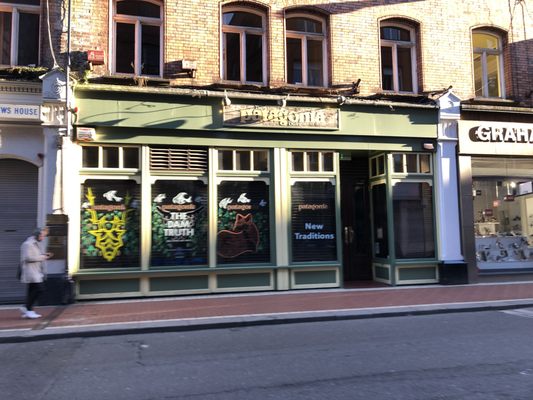 PATAGONIA OUTLET - Updated October 2025 - 26/28 Exchequer Street ...