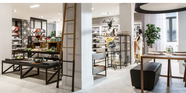 SIMONS - Updated December 2025 - 33 Photos & 13 Reviews - 304 8th ...