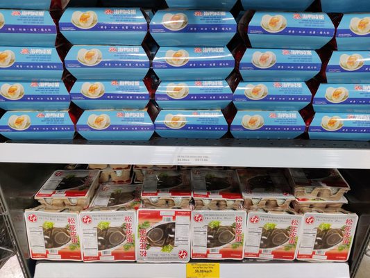 ISLAND GREEN MART - Updated January 2026 - 950 Photos & 77 Reviews ...