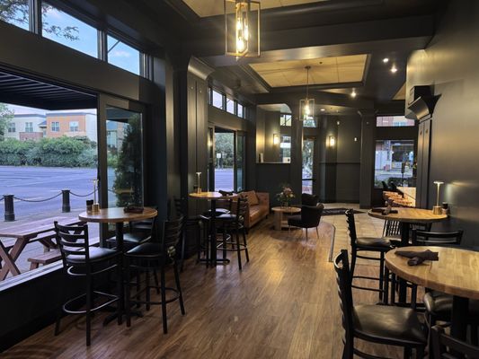 THE DIGNITARY RESTAURANT AND LOUNGE - Updated January 2026 - 83 Photos ...