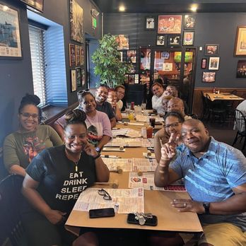 COSTAS INN - Updated May 2025 - 499 Photos & 418 Reviews - 4100 N Point ...