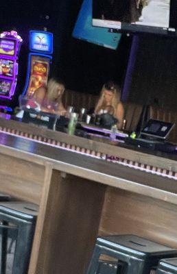BOTTOMS UP BAR & LOUNGE - Updated July 2024 - 13 Reviews - 9718 W ...