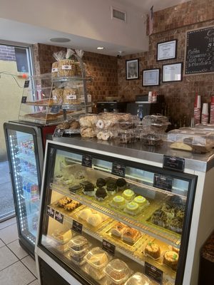 FORMICA’S BAKERY & CAFE - Updated July 2024 - 175 Photos & 111 Reviews ...