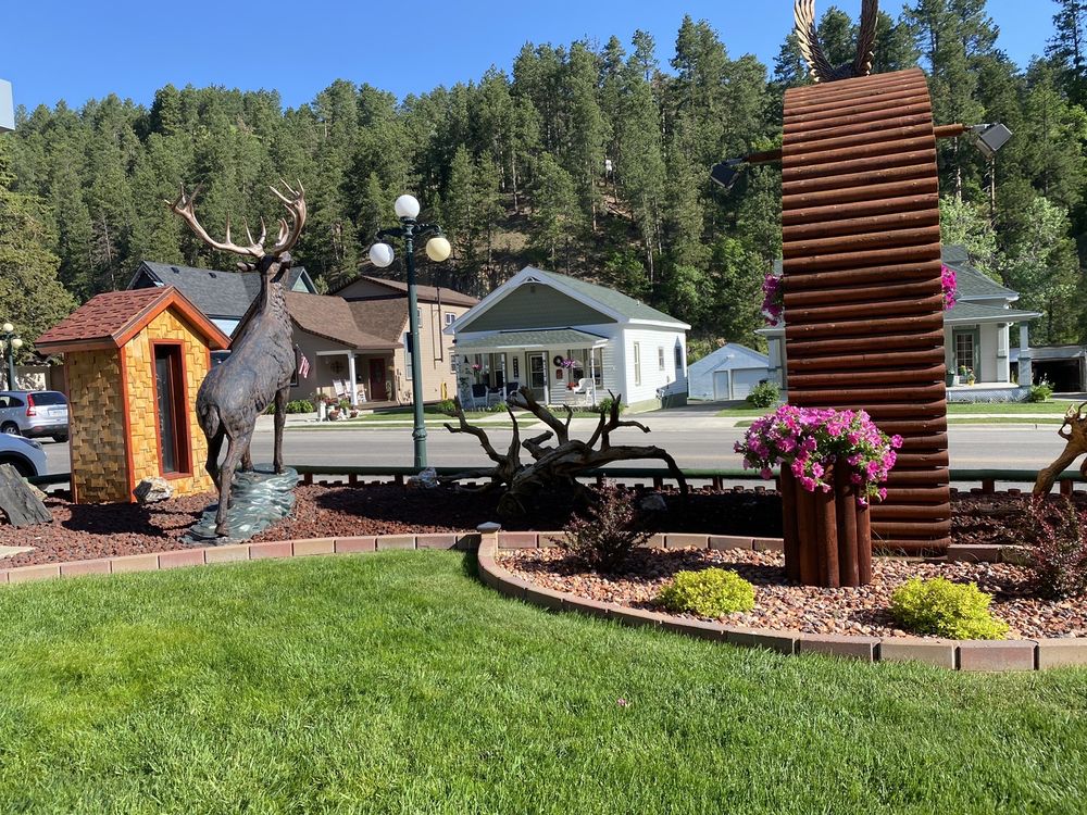 CEDAR WOOD INN - Updated June 2025 - 21 Photos & 17 Reviews - 103 ...