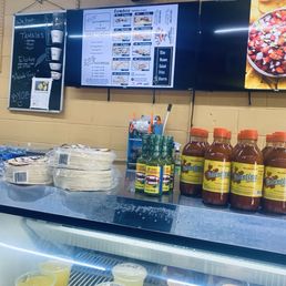 EL PIQUE - WILMINGTON - Updated December 2025 - 138 Photos & 211 ...