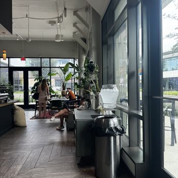 BUZZ & BUSTLE - Updated January 2025 - 190 Photos & 88 Reviews - 5610 ...