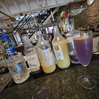 DIVAN RESTAURANT & BAR - Updated June 2024 - 1030 Photos & 729 Reviews ...