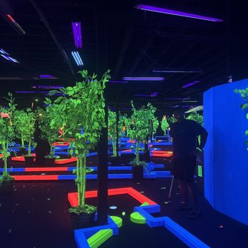 GLOW PUTT MINI GOLF - 267 Photos & 326 Reviews - 9160 E Shea Blvd ...