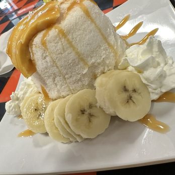 VAMPIRE PENGUIN - Updated May 2025 - 321 Photos & 139 Reviews - 1102 E ...