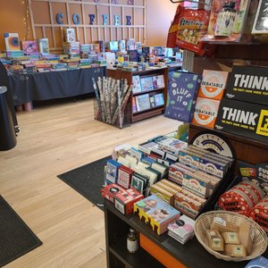 THE BOOK RACK - 11 Photos & 59 Reviews - 13 Medford St, Arlington ...