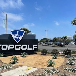 TOPGOLF - 492 Photos & 591 Reviews 【400 S Pacific Coast Hwy, El Segundo ...