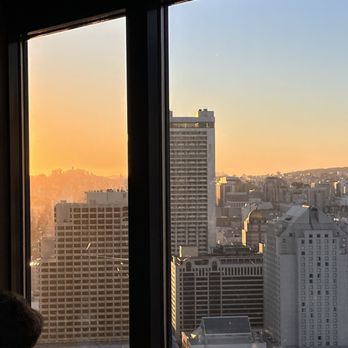 THE VIEW LOUNGE - Updated January 2025 - 3147 Photos & 2021 Reviews ...